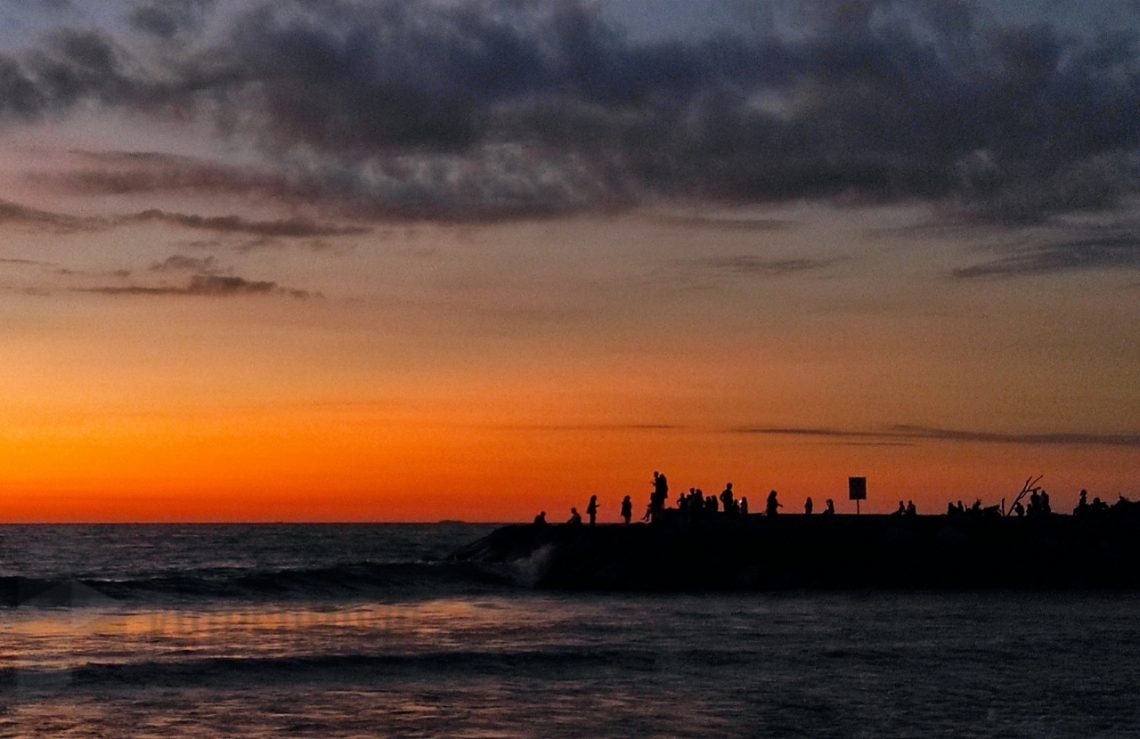 10 Hotel di Padang dengan View Sunset Cantik Ini Cocok untuk Liburan ...