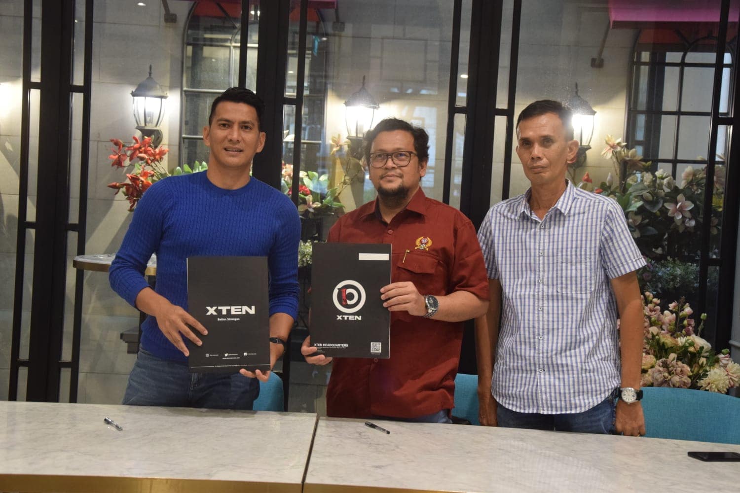 Semen Padang FC Kembali Gunakan Apparel Xten Indonesia Musim 2022