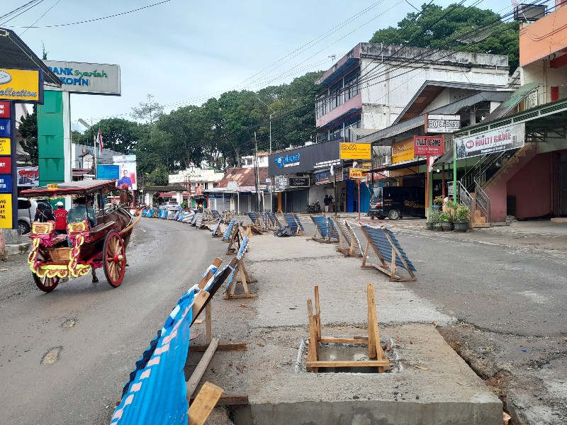 Progres Drainase Jalan Perintis Bukittinggi Lebih 71 Persen, Warga ...