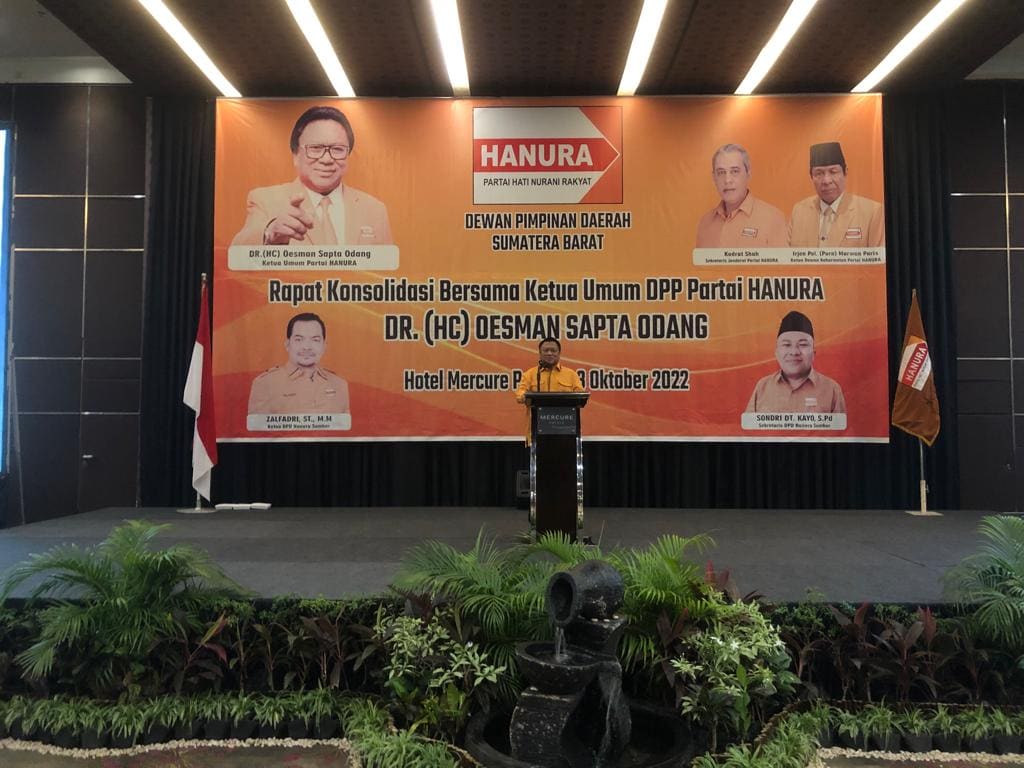 Konsolidasi ke Sumbar, Oesman Sapta Odang Klaim Satu-satunya Orang ...