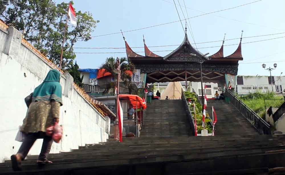 Mengenal Nama, Fungsi dan Sejarah Janjang di Bukittinggi - Kata Sumbar