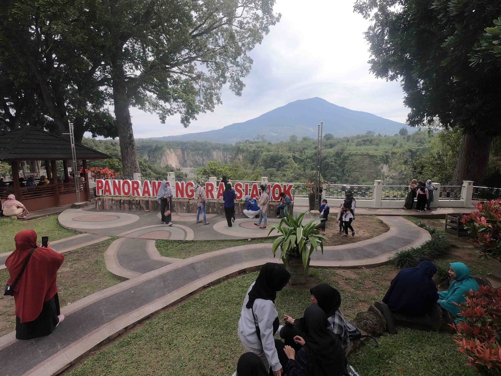 Apa Saja Wisata Yang Ada di Bukittinggi? - Kata Sumbar