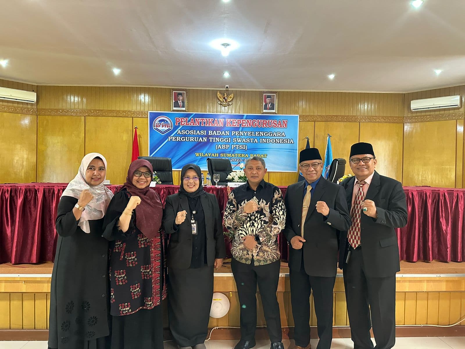 Zainal Abidin Dilantik Jadi Ketua ABP PTSI Wilayah Sumbar - Kata Sumbar