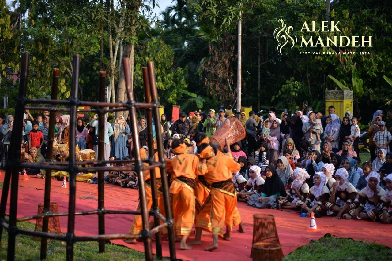 Alek Mandeh: Festival Budaya Matrilineal 2024 di Sijunjung - Kata Sumbar