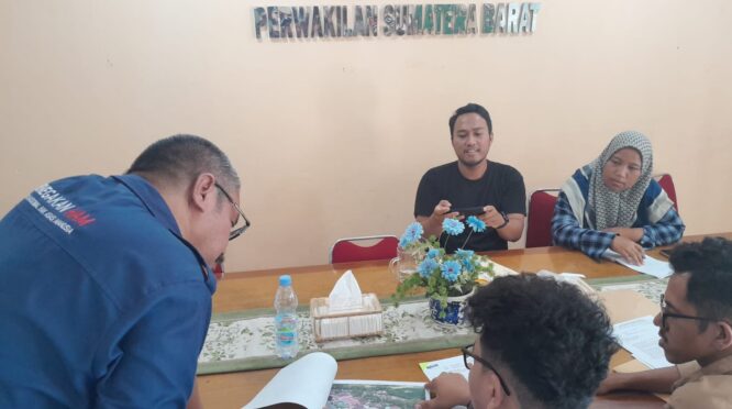 Ini Profil Legenda Semen Padang FC Herman Pulalo yang Baru Saja Tutup ...